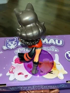 Aphmau | Toys | Aphmau Meemeows Anime Catgirl Figurine In Black Red ...
